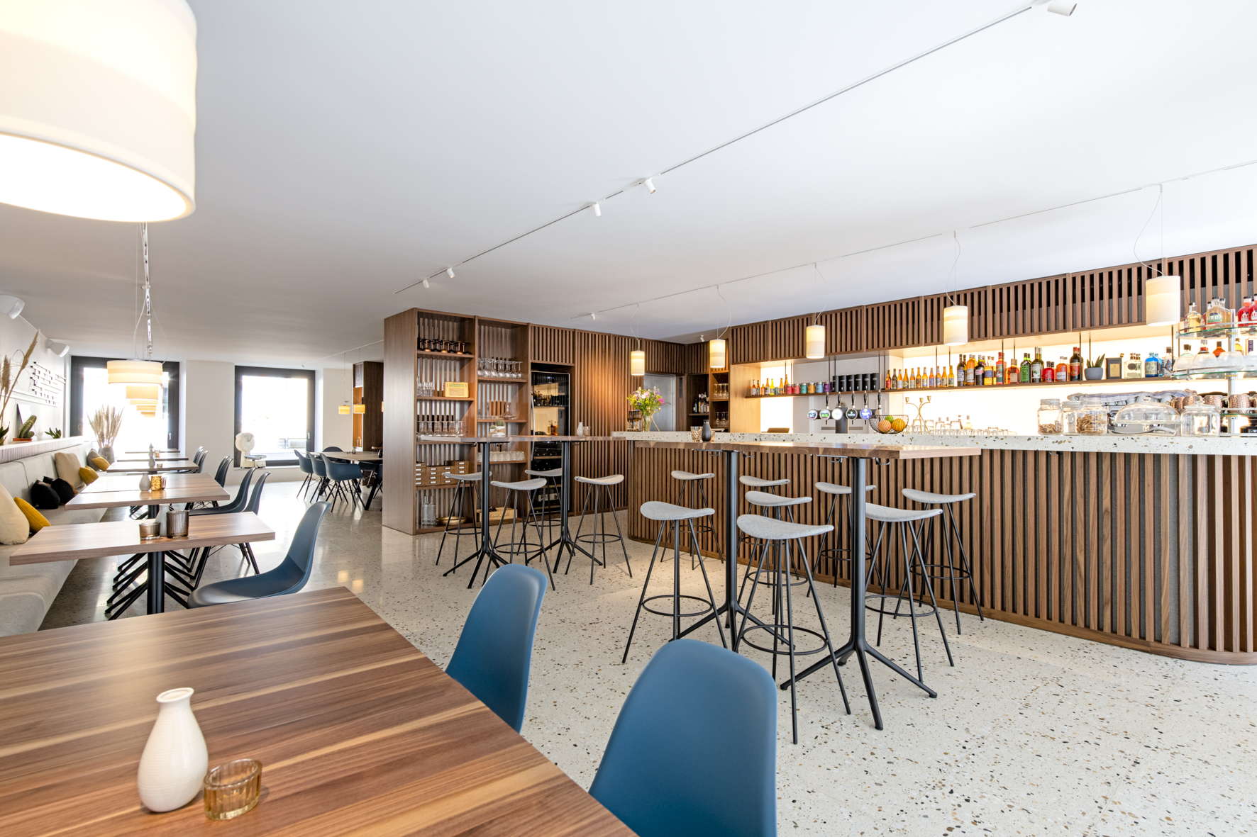 Resto-Bar les Halles - minnig-sa